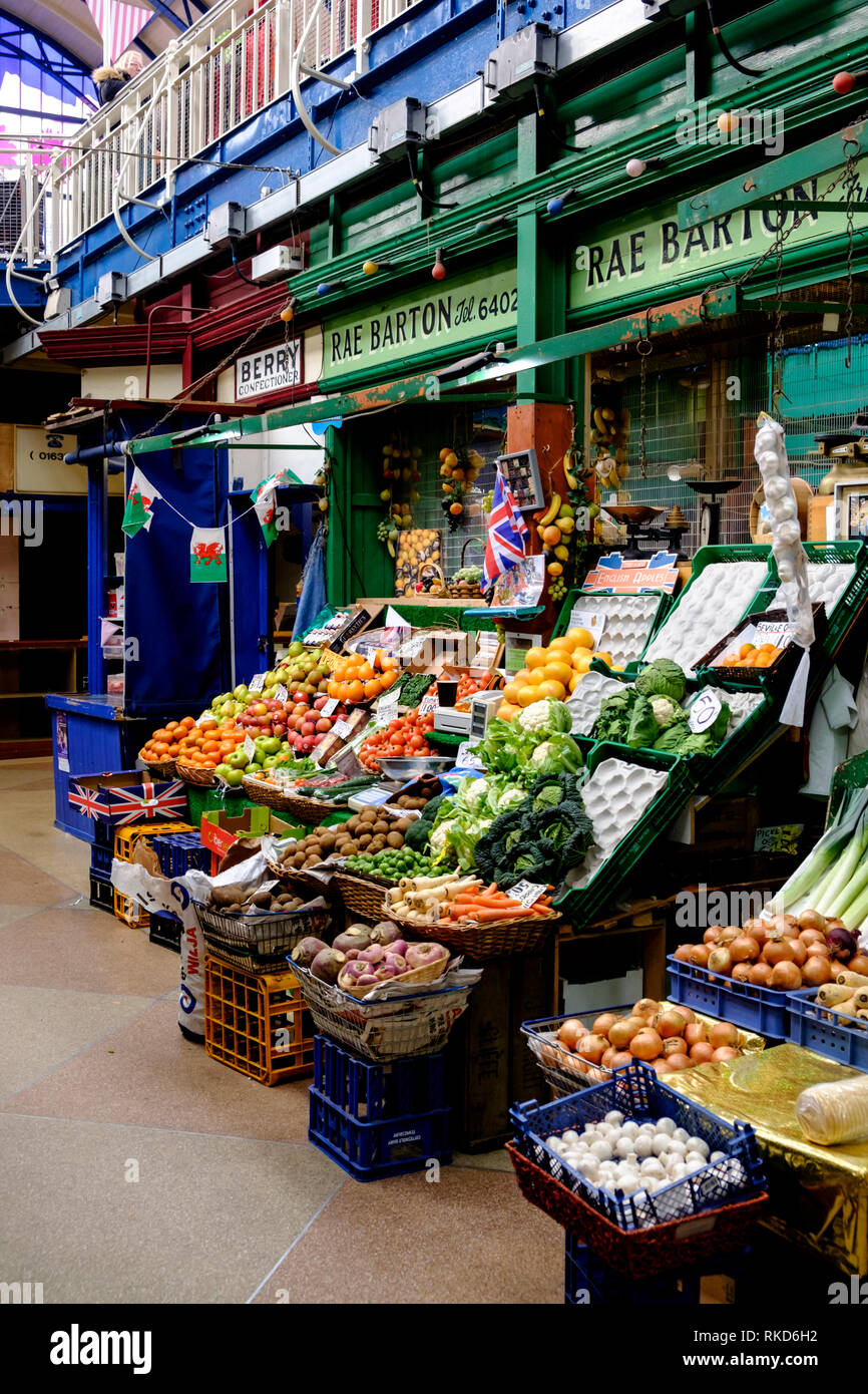 Market Stall Wales High Resolution Stock Photography and Images - Alamy