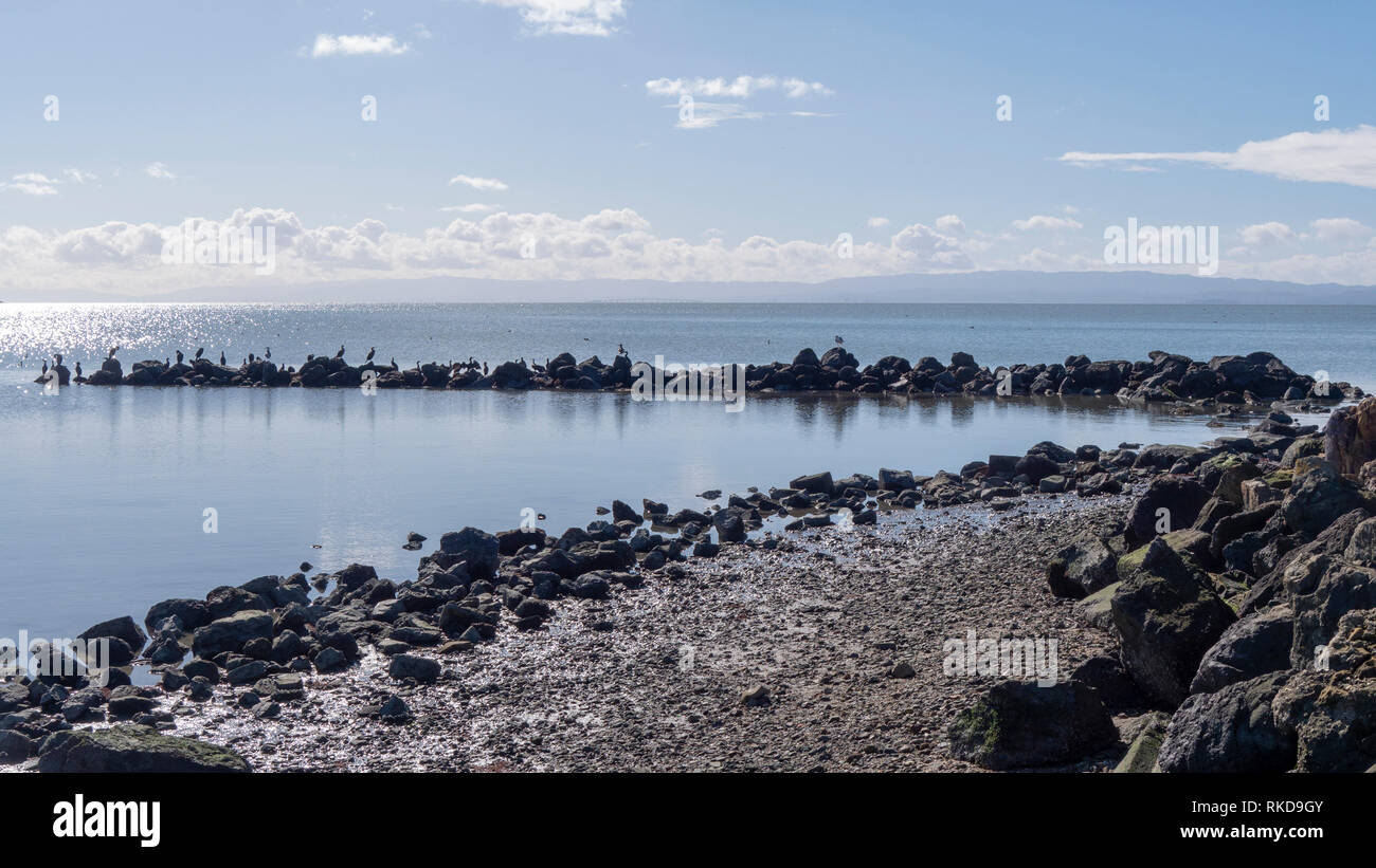 Shore breakwall hi-res stock photography and images - Alamy