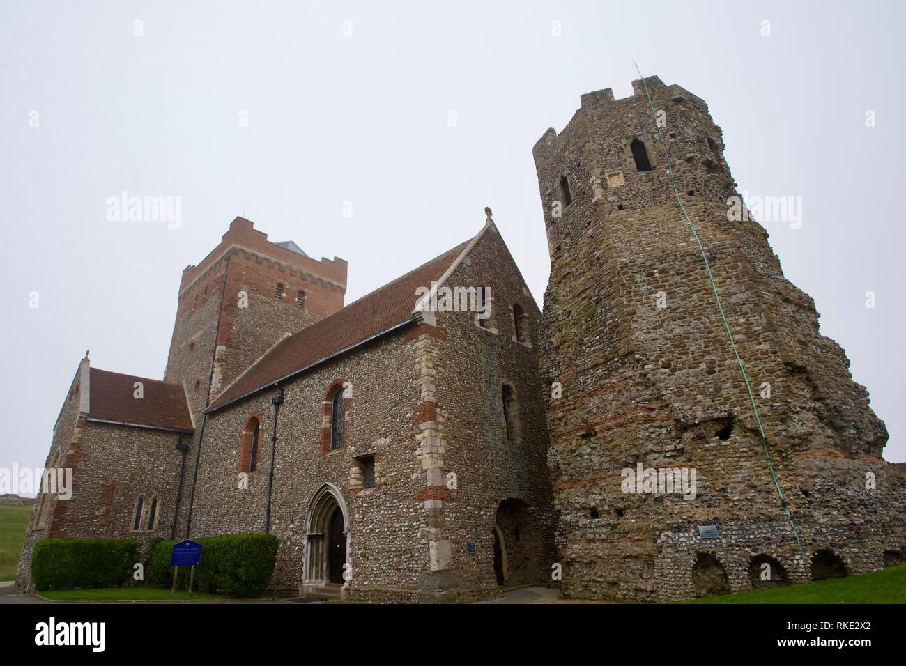 St mary in castro dover hi-res stock photography and images - Alamy