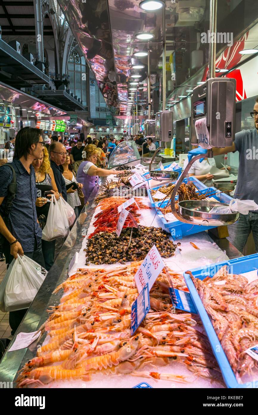 Valencia fish market hi-res stock photography and images - Alamy