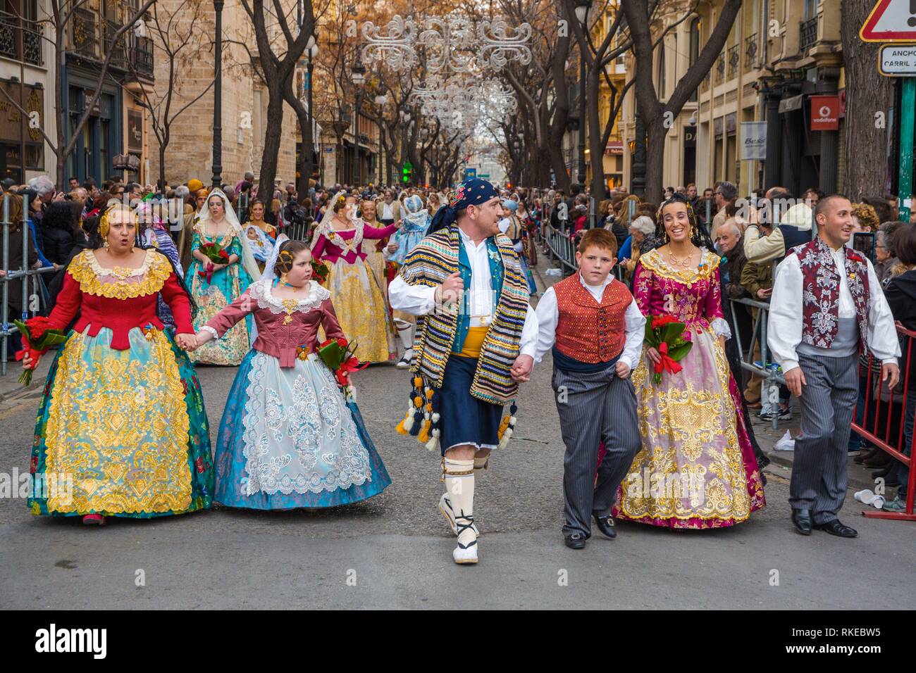 Girl band urban lady hi-res stock photography and images - Alamy