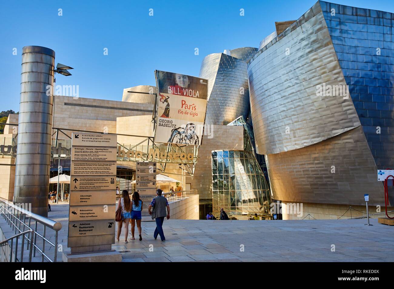 Guggenheim building hi-res stock photography and images - Alamy