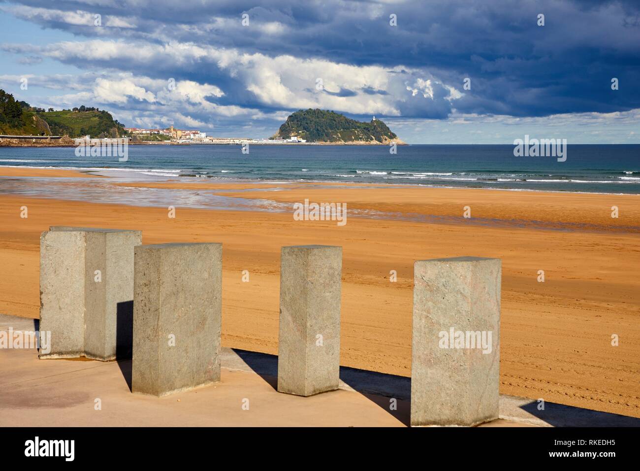 Beach Of Zarautz High Resolution Stock Photography and Images - Alamy