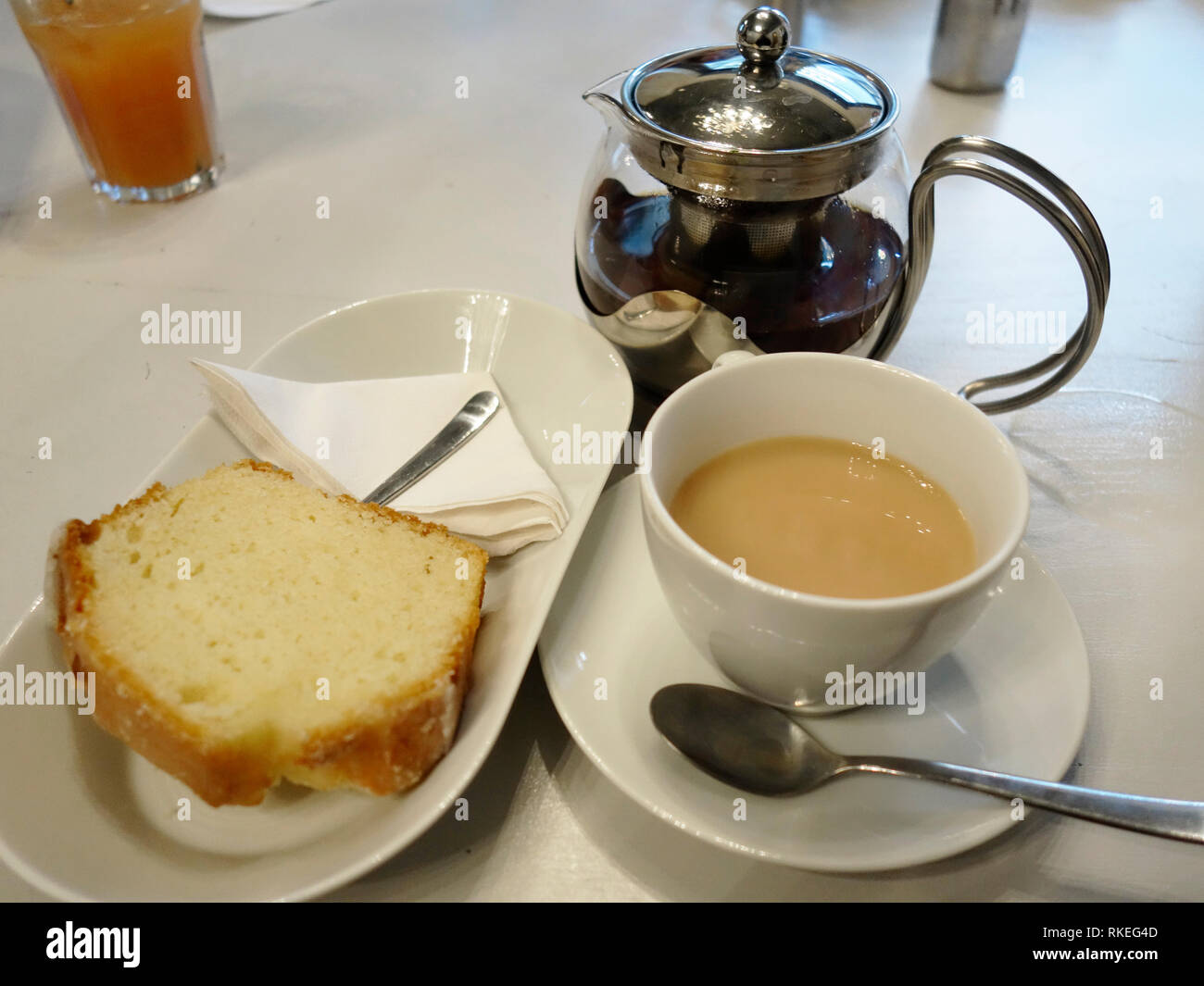 Victorian teashop hi-res stock photography and images - Alamy