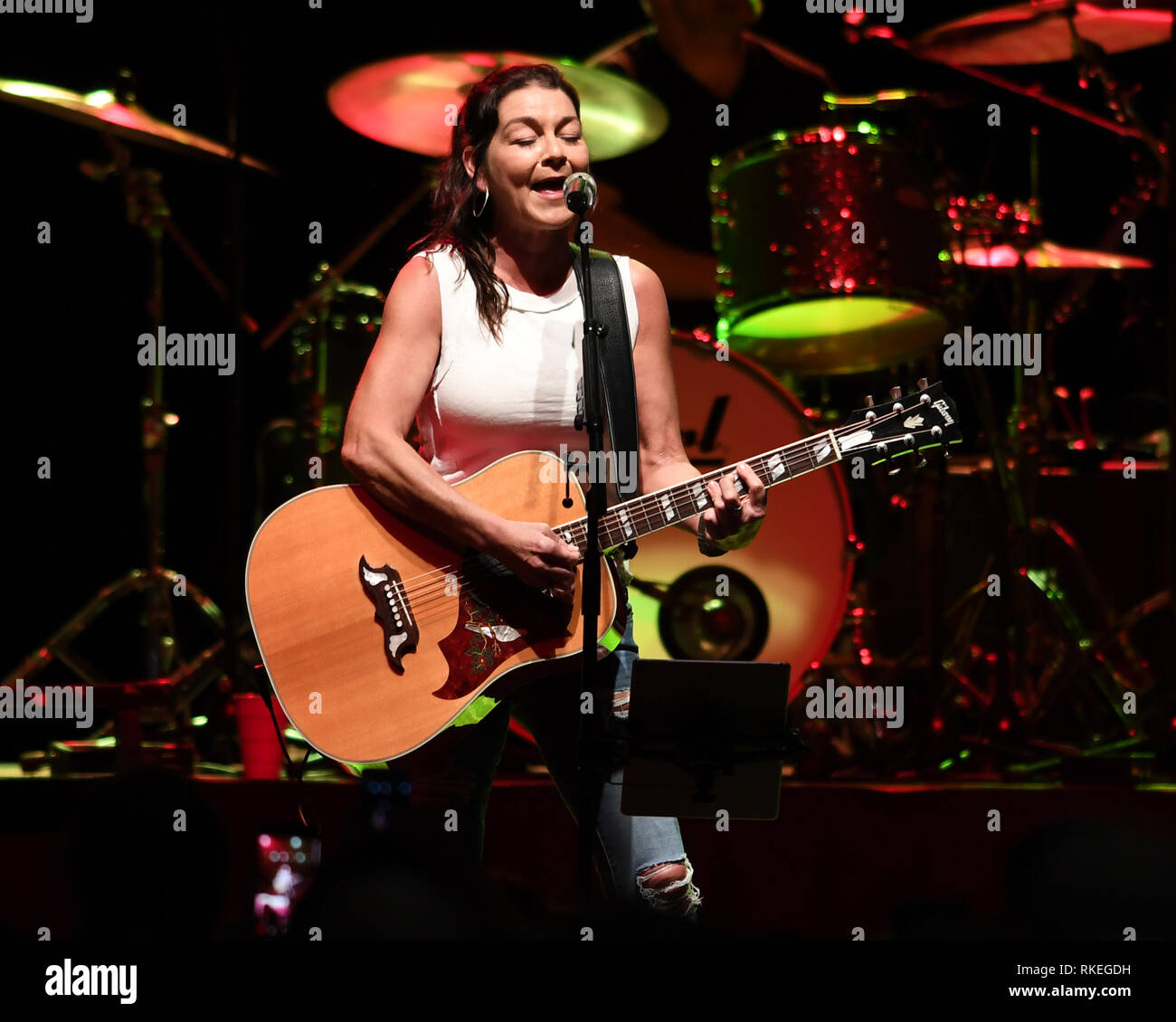 Hollywood, Florida, USA. 10th Feb, 2019. Gretchen Wilson performs ...