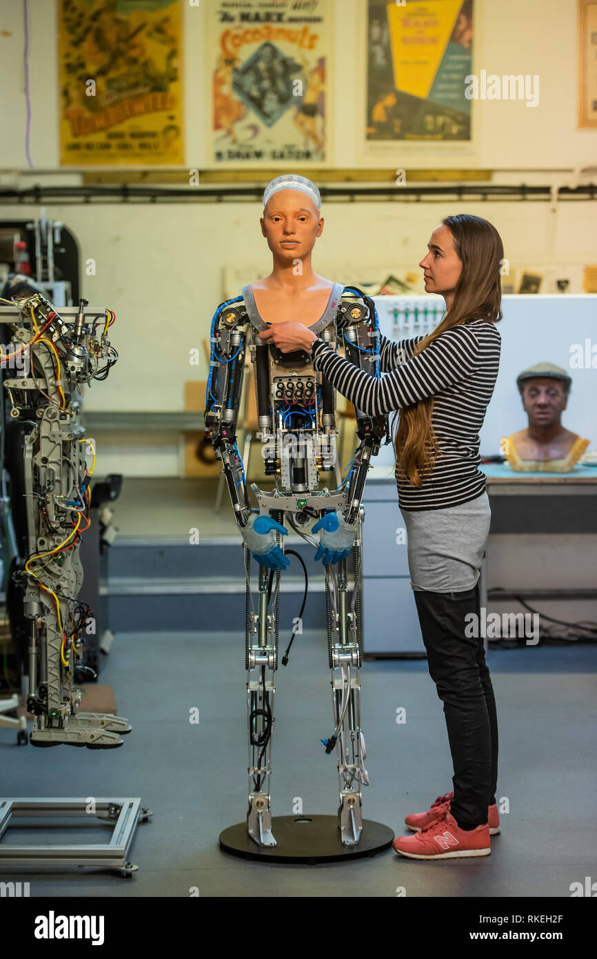 Penrith, Cornwall, UK. 07th Feb, 2019. Ai-da's 'skin' is test ...