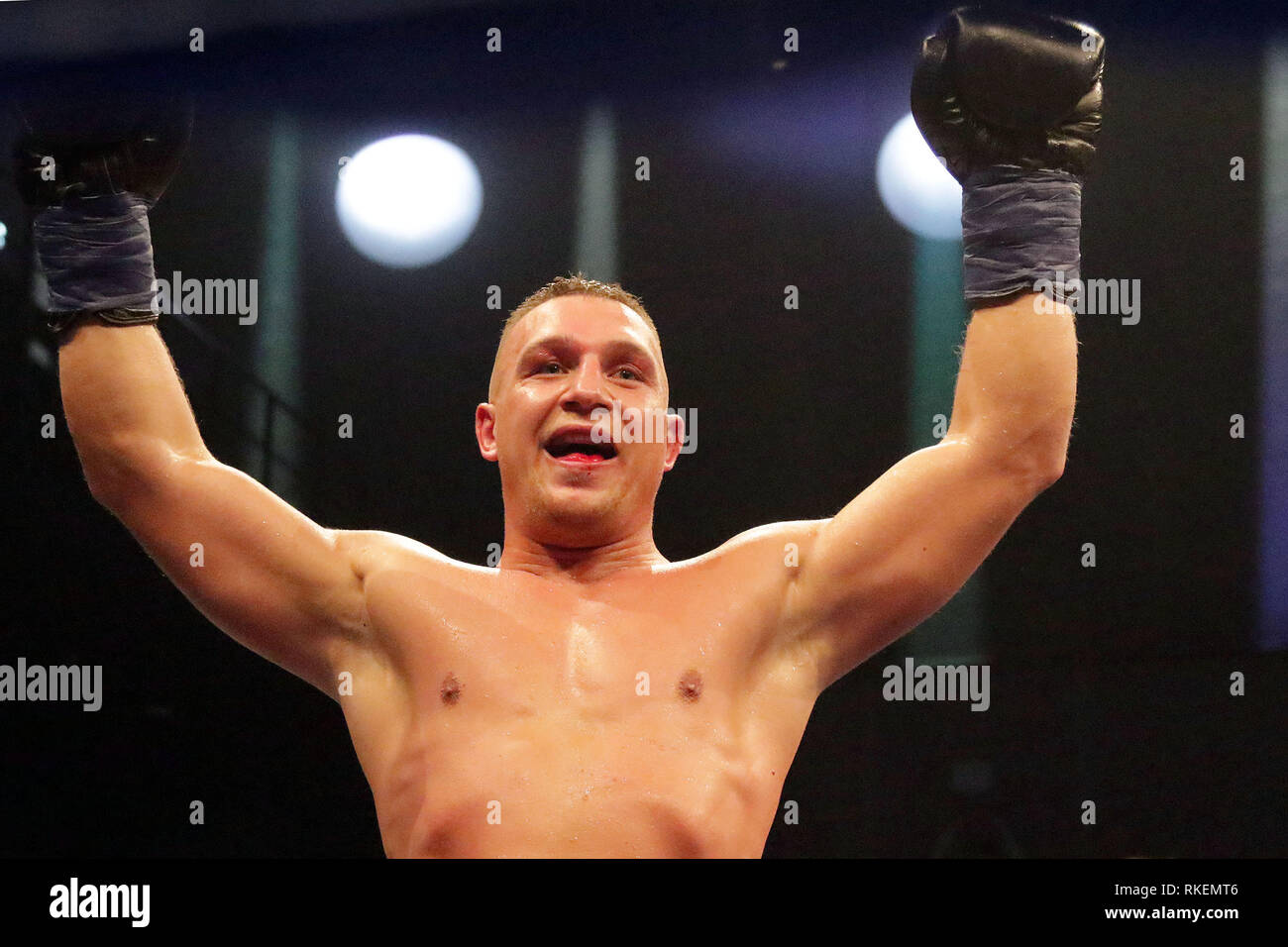 Berlin, Germany. 9th Jan, 2016. the winner of the fight Nick HANNIG ...