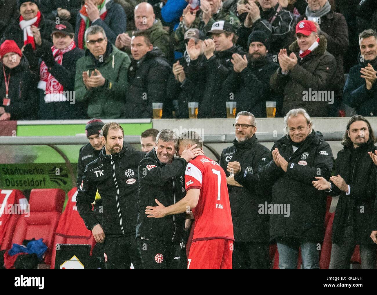 Duesseldorf, Deutschland. 10th Feb, 2019. Standing Ovation for Oliver ...