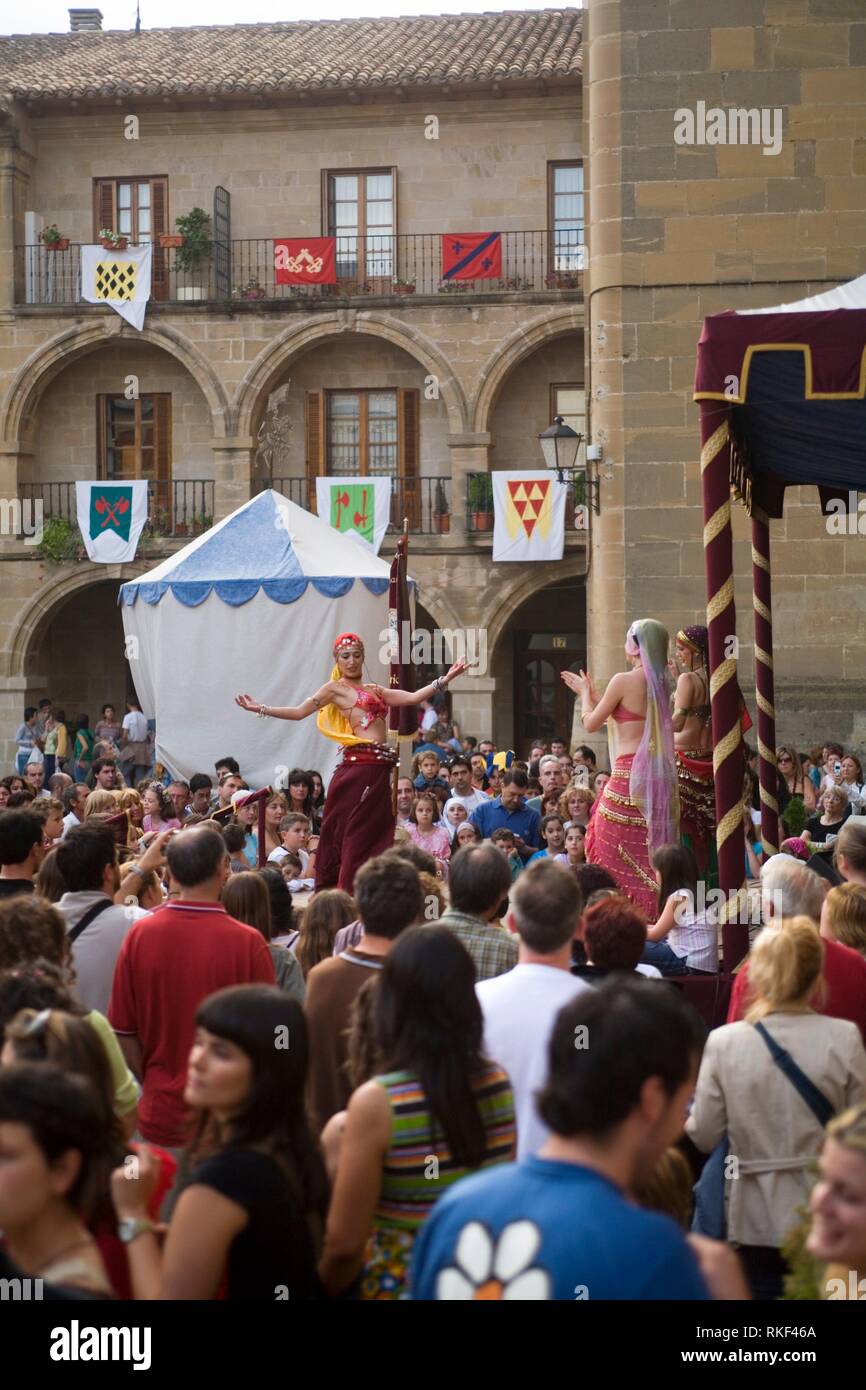 Sefardi dance. Historical reenactment of the life of a Castilian town ...