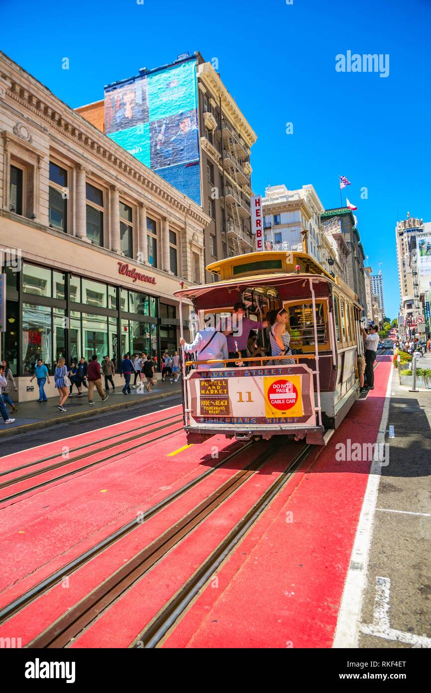 San francisco cable car powell street hi-res stock photography and ...