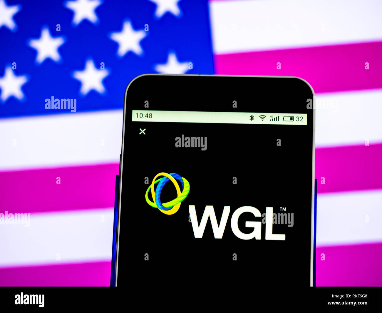 WGL Holdings Public utility company logo seen displayed on smart phone Stock Photo - Alamy