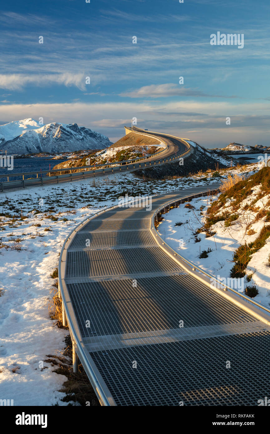 Atlantic road norway hi-res stock photography and images - Alamy