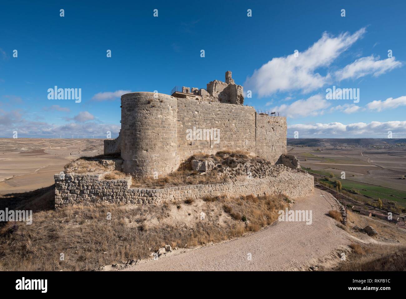 Castrojeriz castle ruins hi-res stock photography and images - Alamy