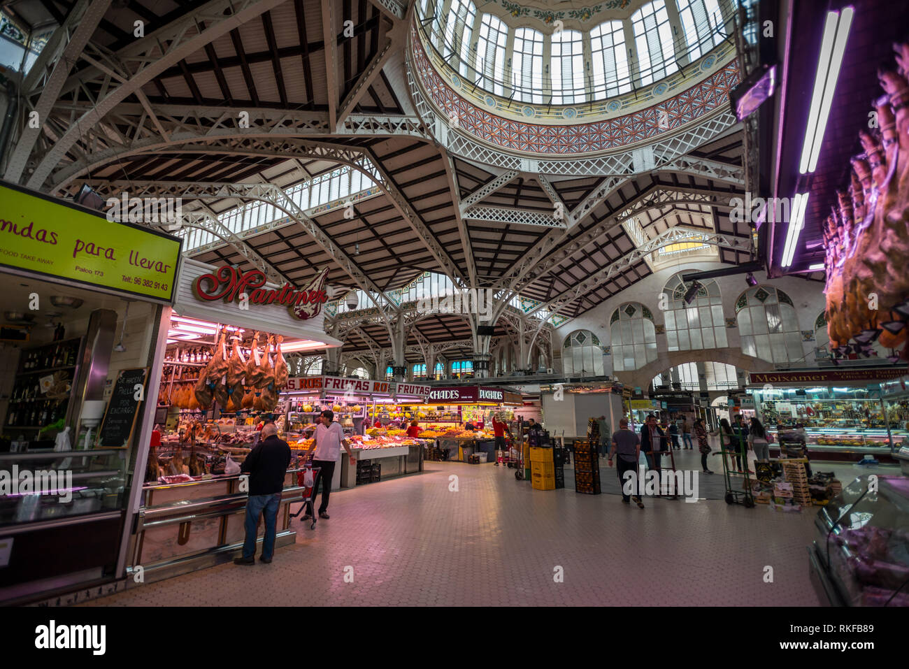 Shopping centre interior spain hi-res stock photography and images - Alamy