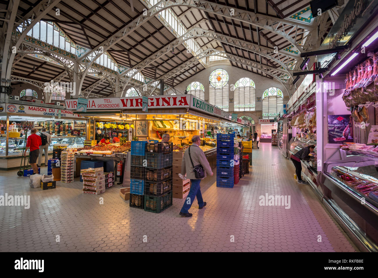 Shopping centre interior spain hi-res stock photography and images - Alamy