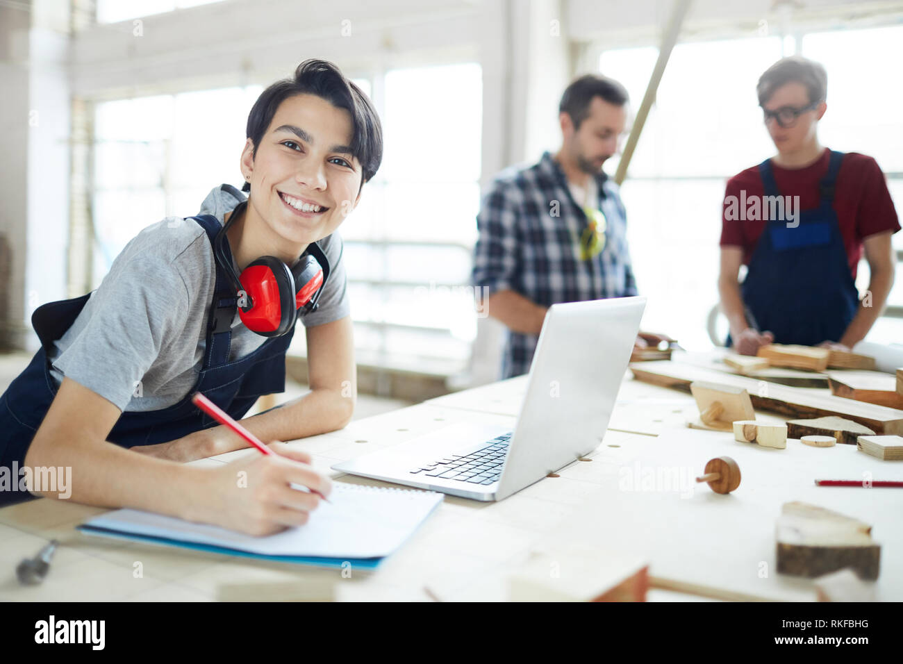 Excited lady hi-res stock photography and images - Alamy