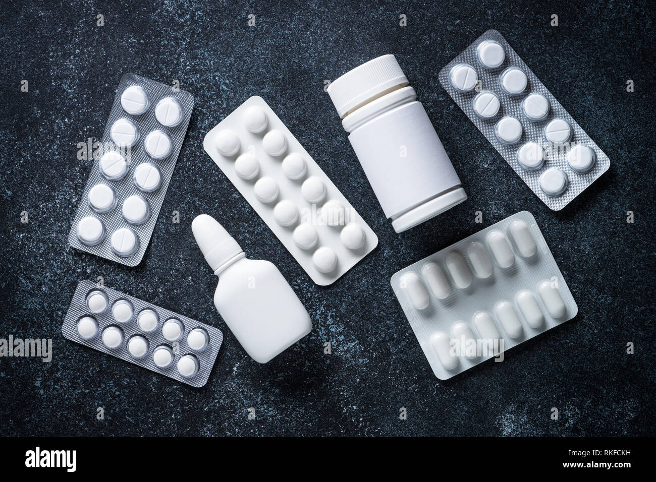 Antibiotic antimicrobial hi-res stock photography and images - Alamy