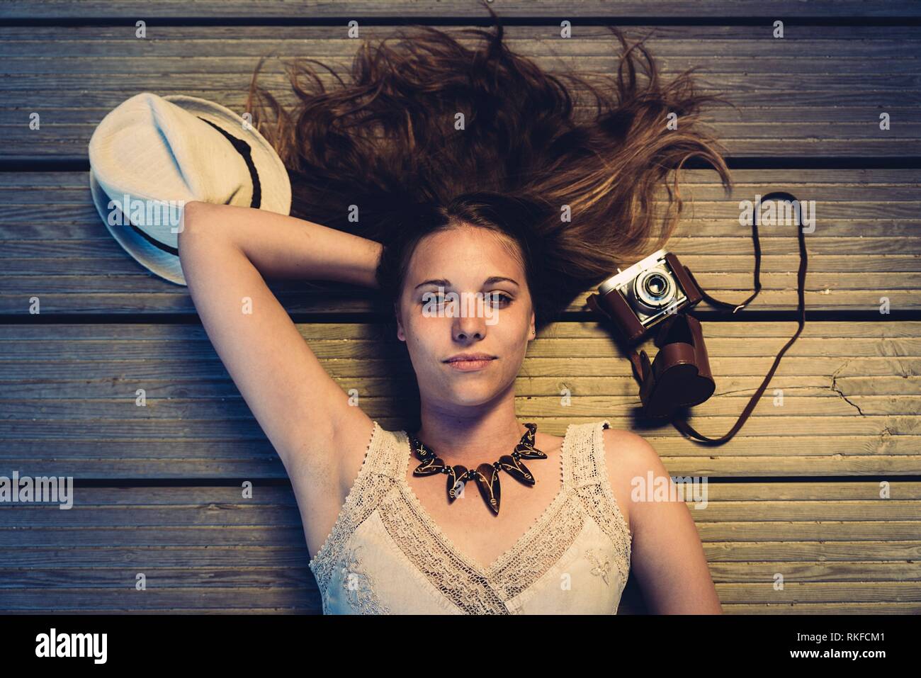 Photographer model outdoors hi-res stock photography and images - Alamy