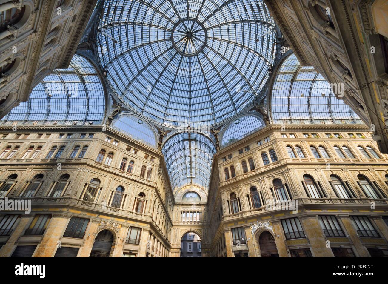 Shopping center italy hi-res stock photography and images - Alamy