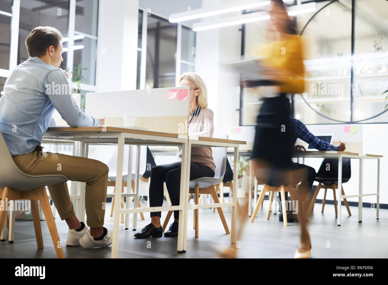 Work lifestyle in modern office Stock Photo - Alamy