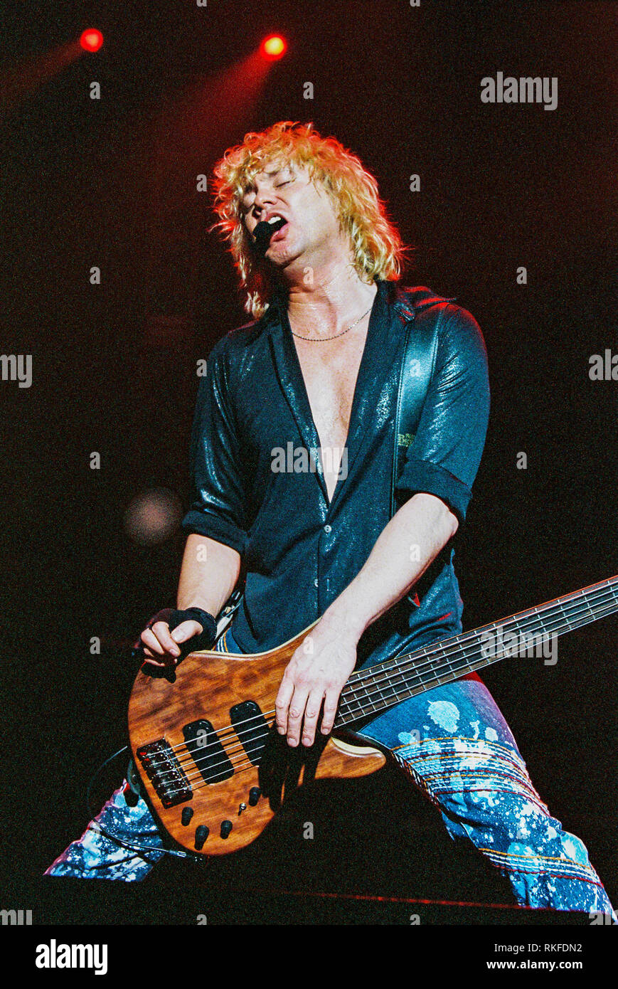 Def leppard hi-res stock photography and images - Alamy