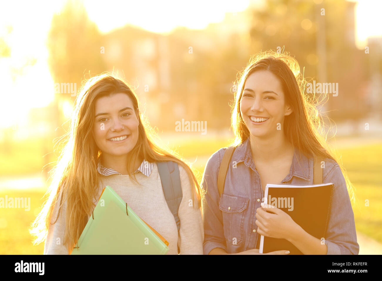 Happy group graduates hi-res stock photography and images - Alamy