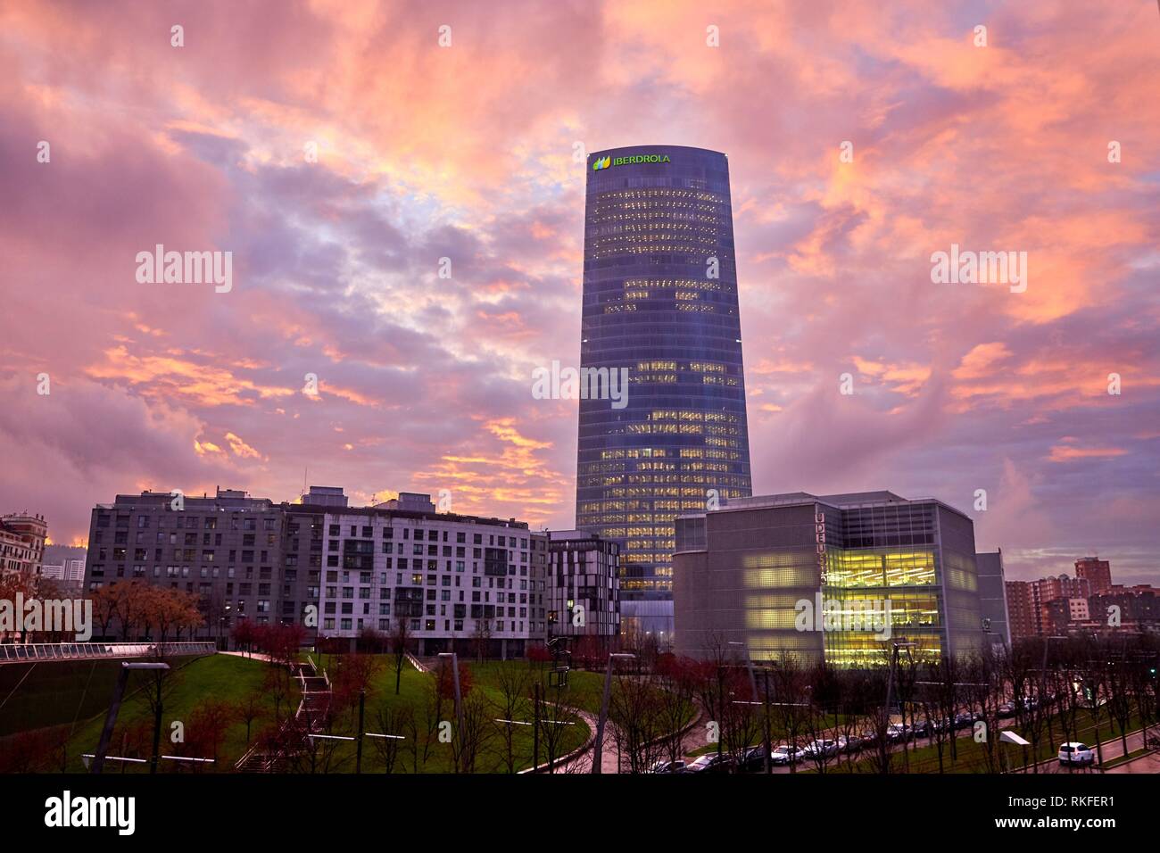 Iberdrola tower bilbao basque country hi-res stock photography and ...