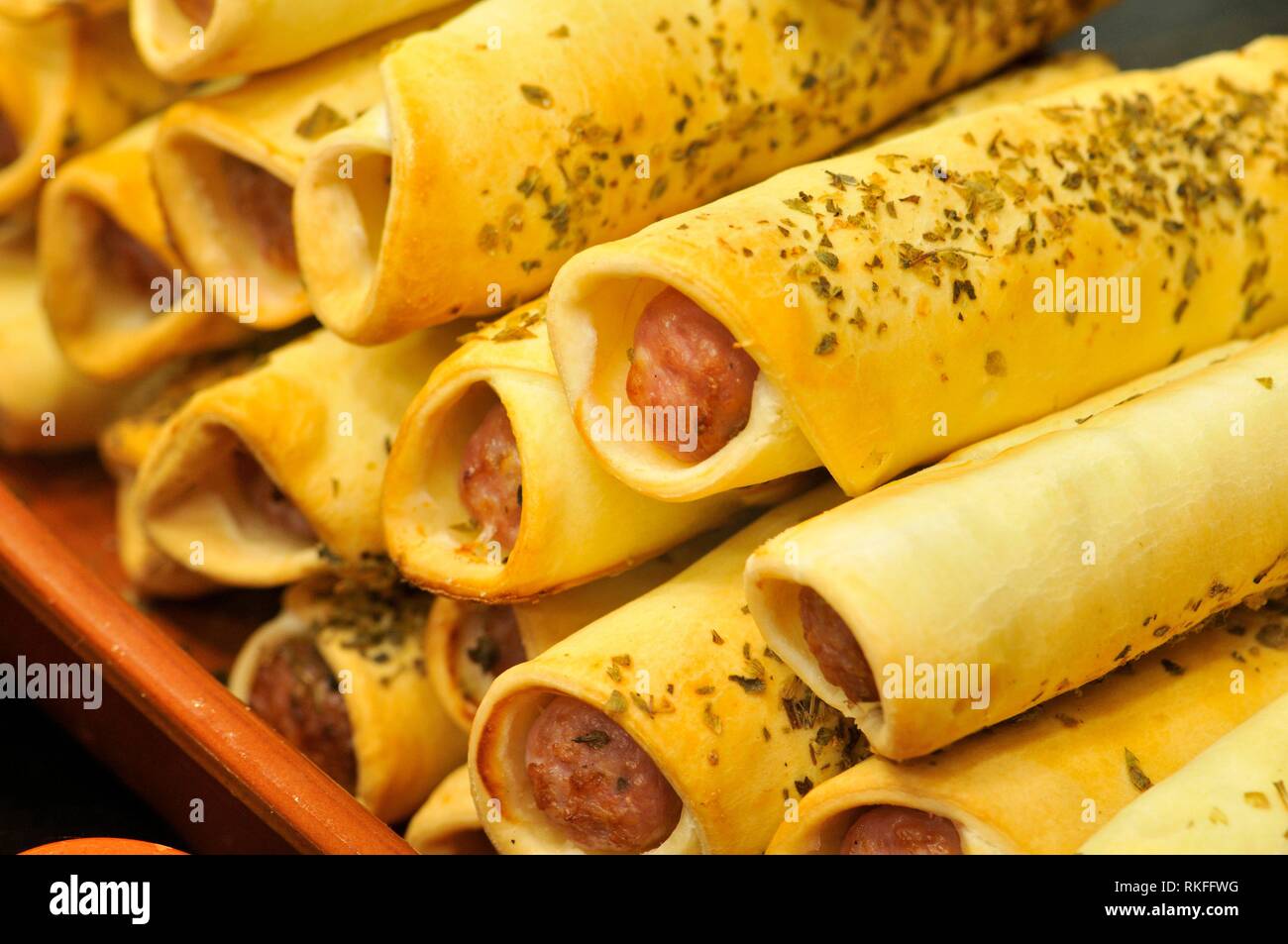 Indor market hi-res stock photography and images - Alamy