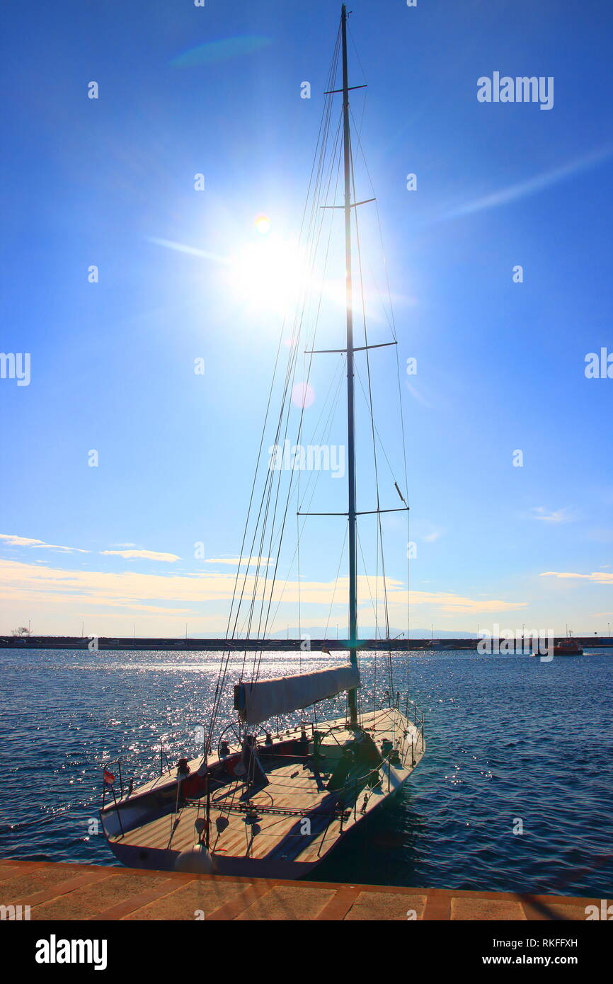 Sunbeam yacht sunbeam sailing hi-res stock photography and images - Alamy