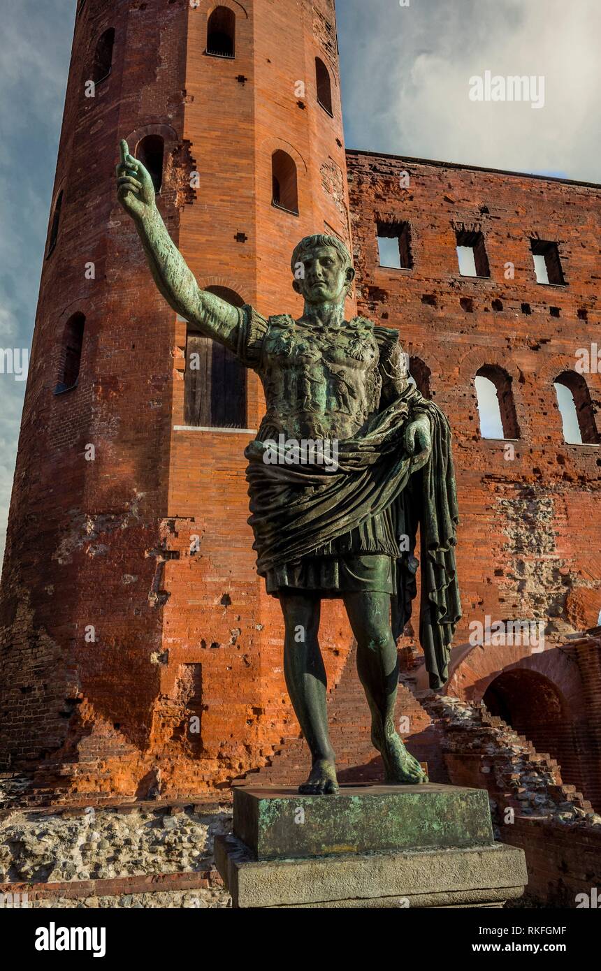 Statue caesar augustus torino hi-res stock photography and images - Alamy