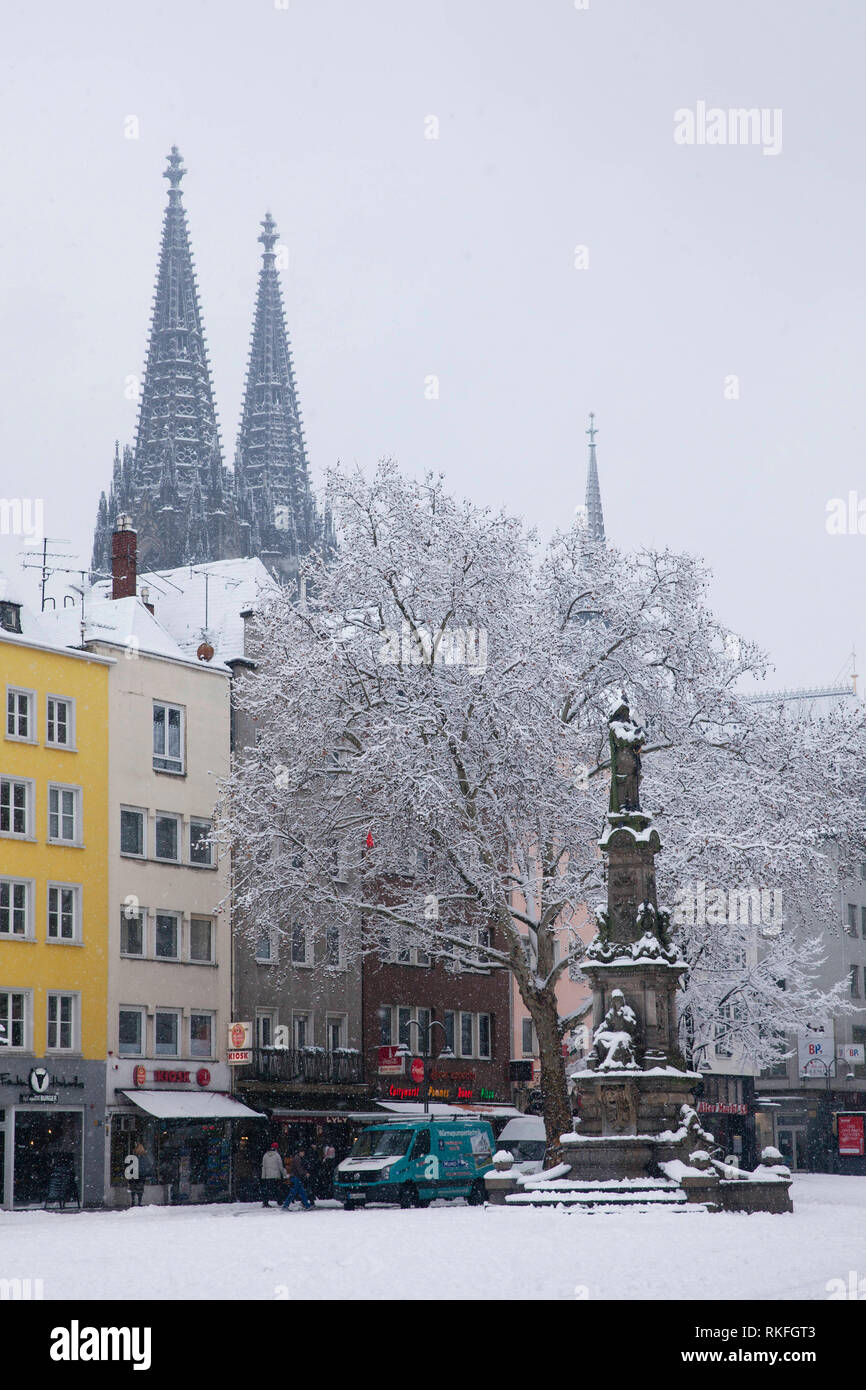 Alter markt cologne germany hi-res stock photography and images - Alamy