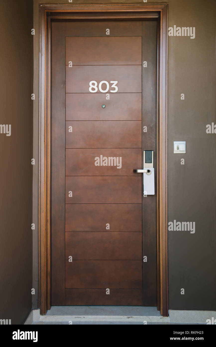 Hotel room door number hi-res stock photography and images - Alamy