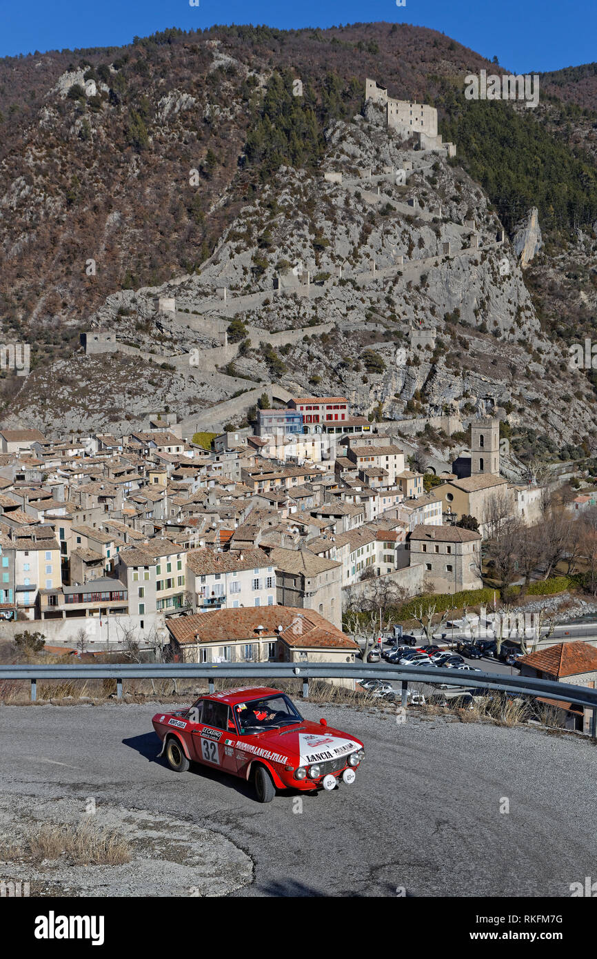 Rally racing turn hi-res stock photography and images - Alamy