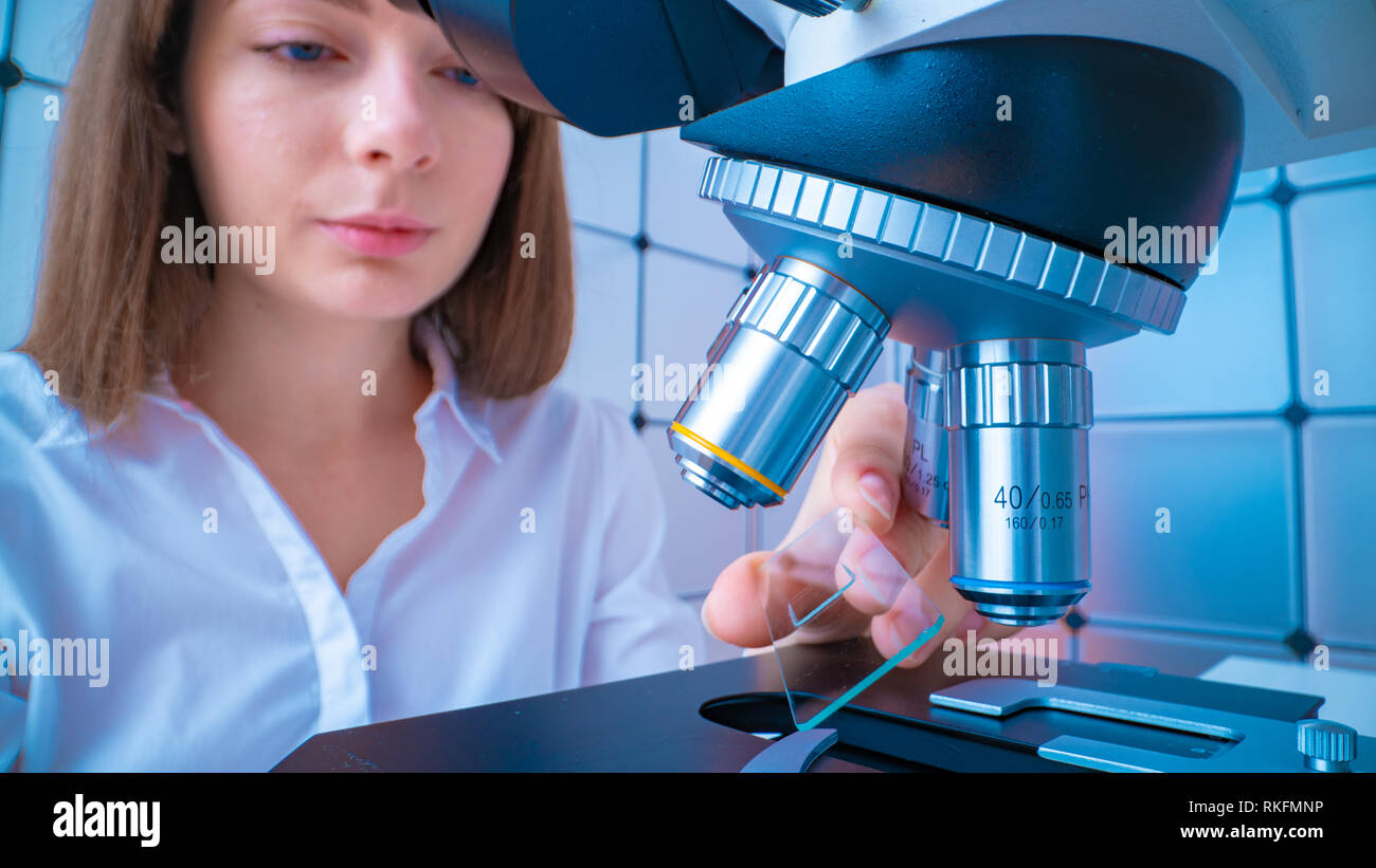 Histopathology slide hi-res stock photography and images - Alamy