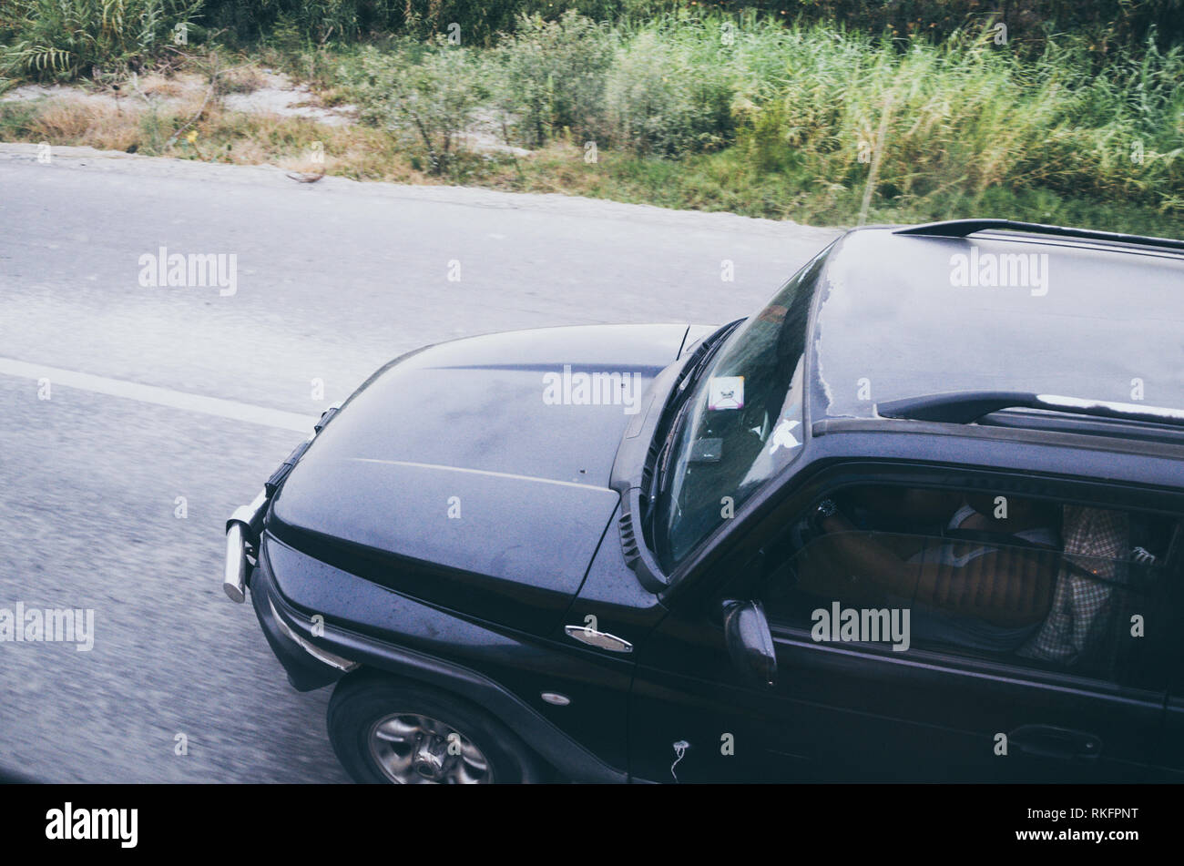 Car front view road hi-res stock photography and images - Alamy