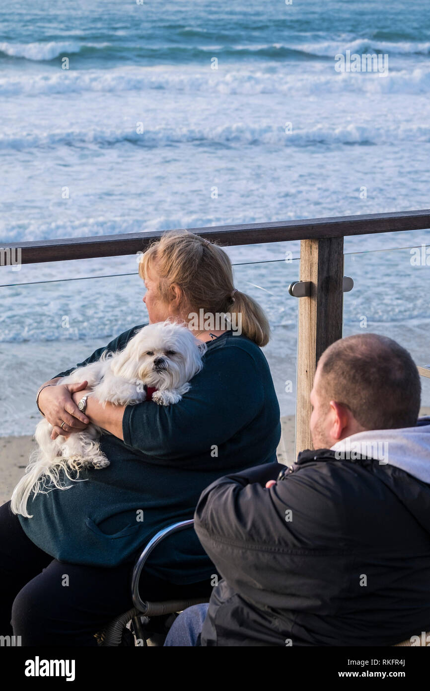 Cradling hi-res stock photography and images - Alamy