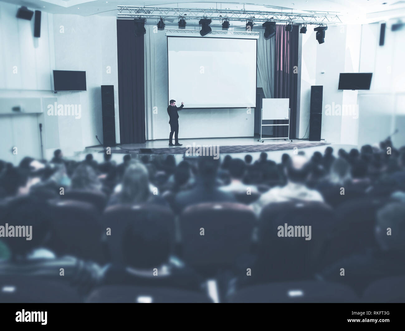 Multimedia presentation crowd hi-res stock photography and images - Alamy