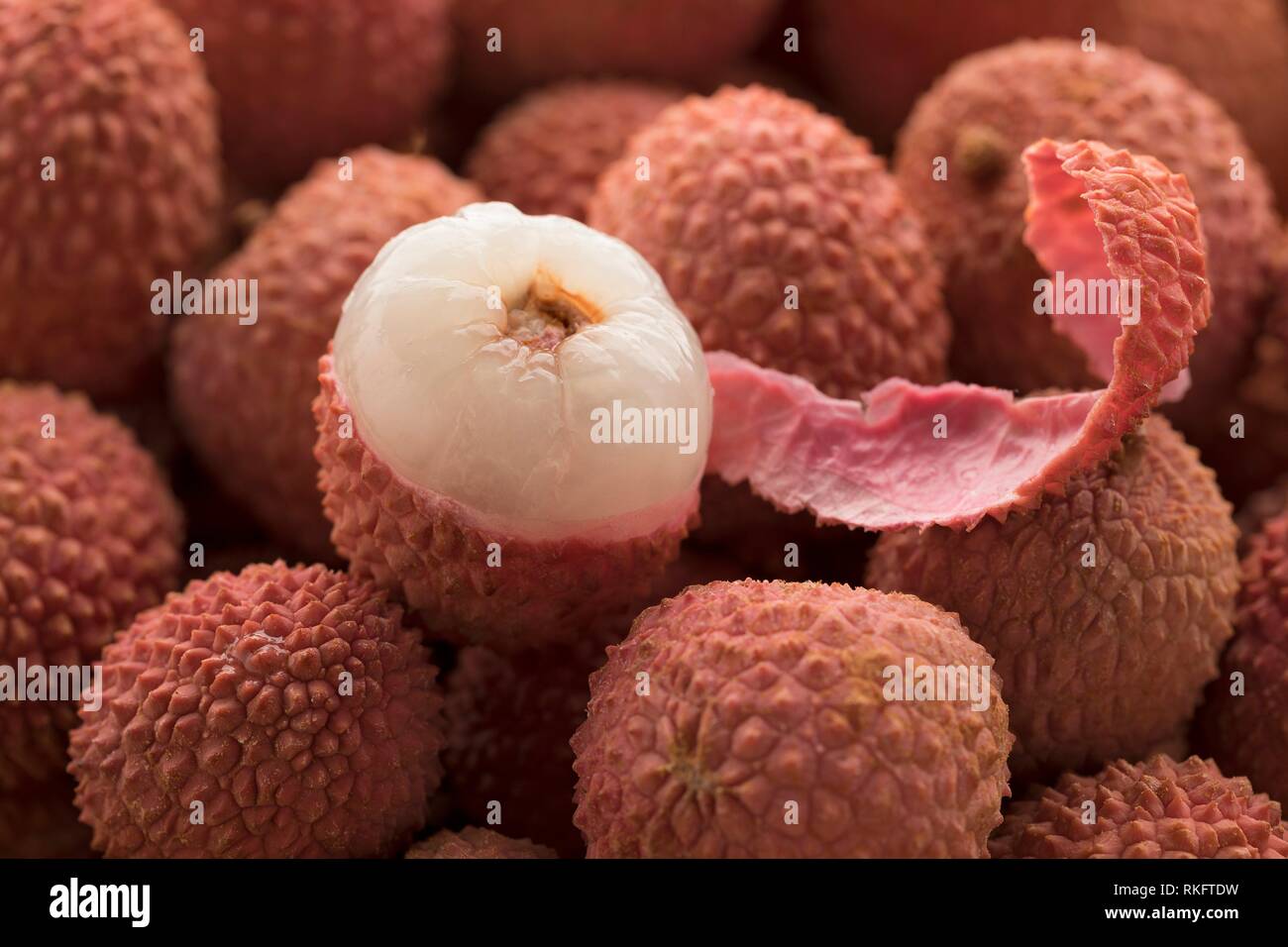 One lychee hi-res stock photography and images - Alamy