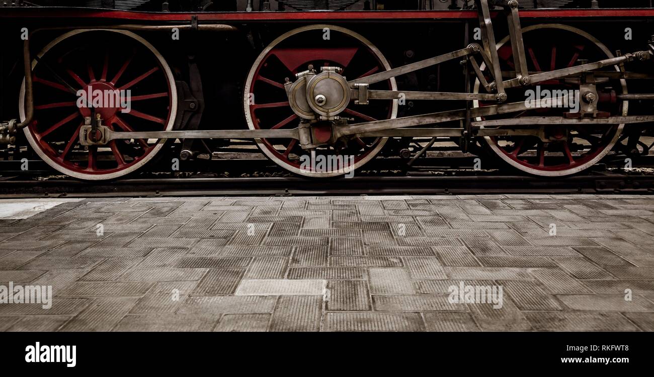 Withdrawn train hi-res stock photography and images - Alamy