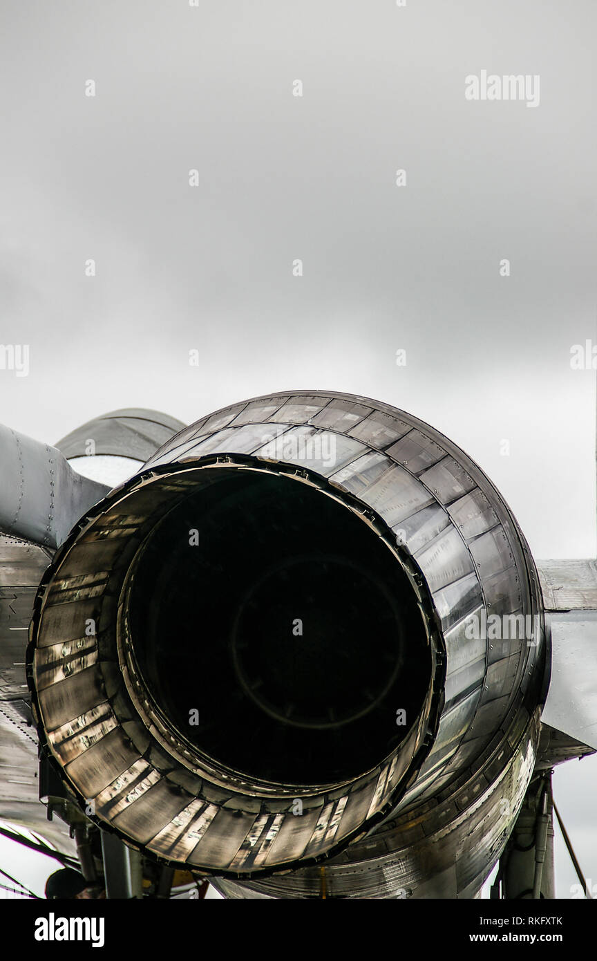 Exhaust nozzle hi-res stock photography and images - Alamy