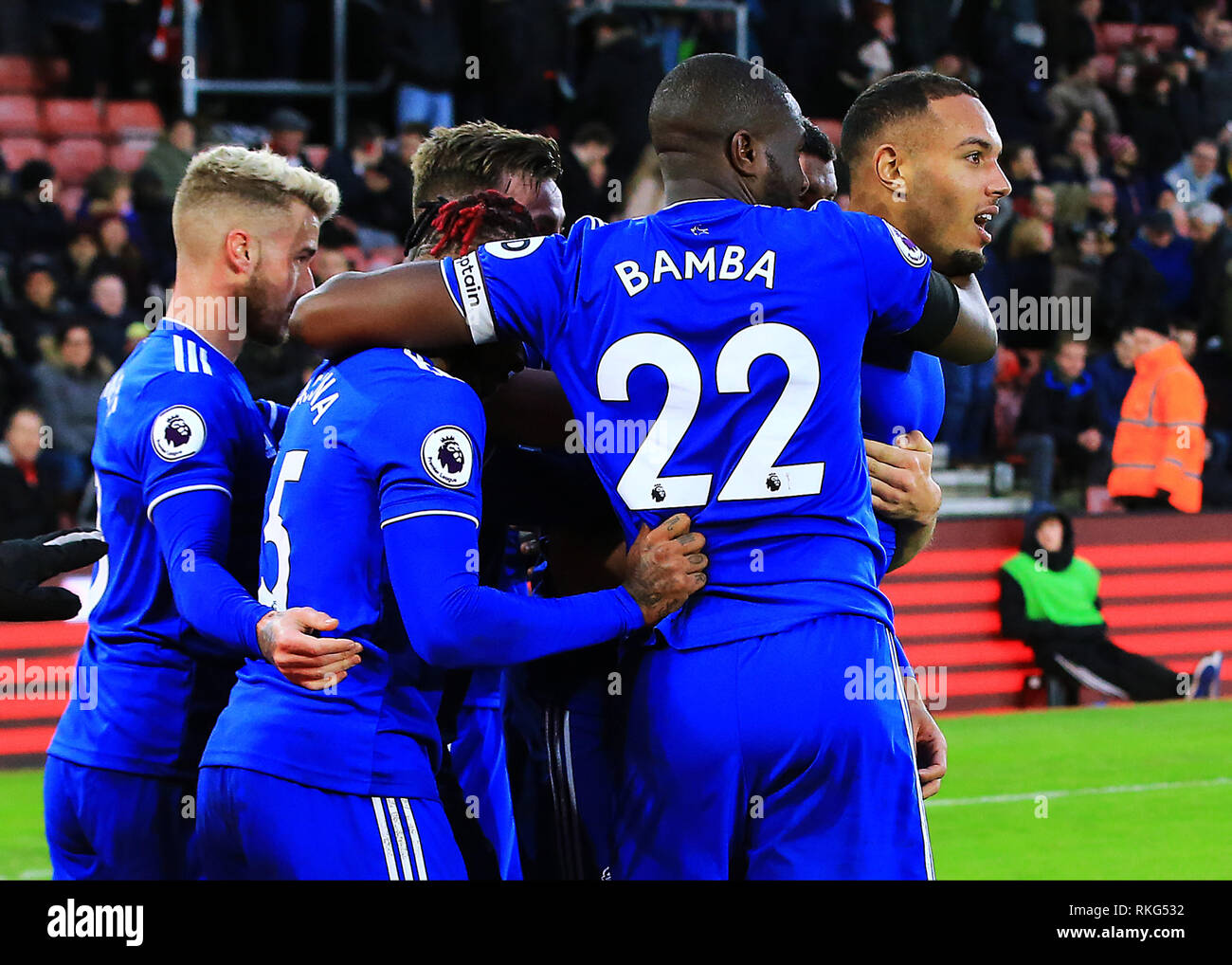 Cardiff City's Kenneth Zohore (right) celebrates scoring his sides ...