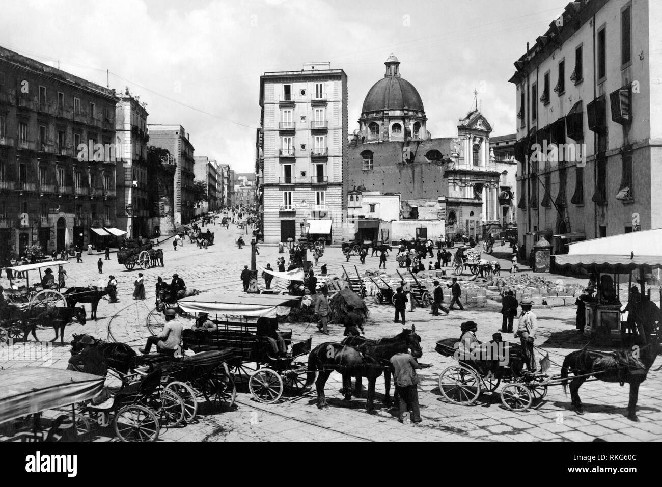 church of sant'anna and corso vecchio garibaldi, Naples 1910-20 Stock ...