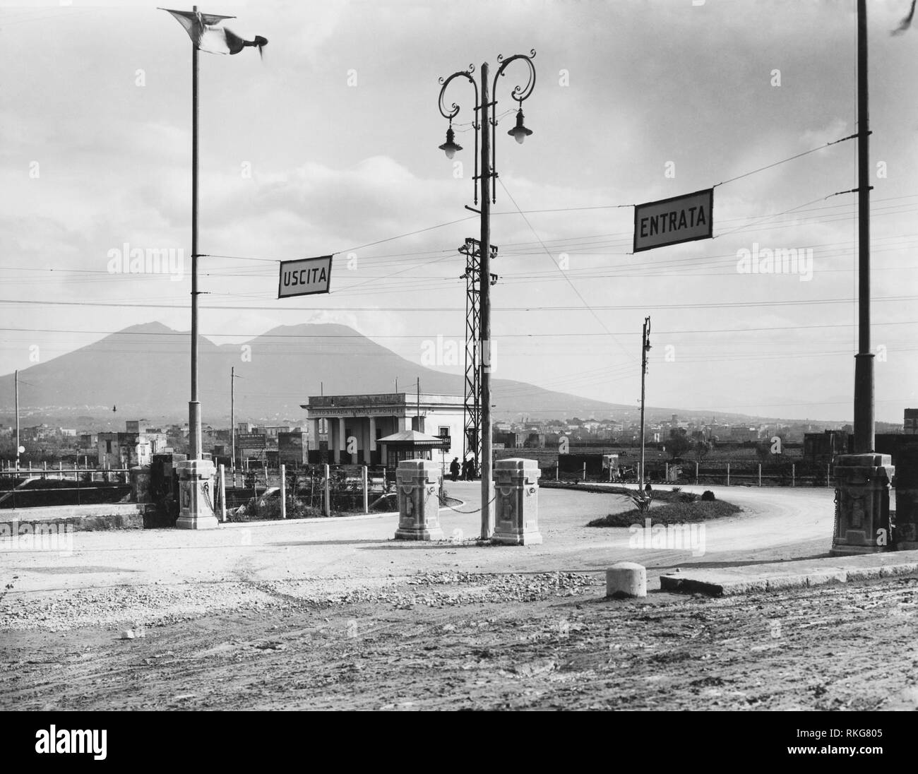 Mount Vesuvius Naples Road Stock Photos & Mount Vesuvius Naples Road ...
