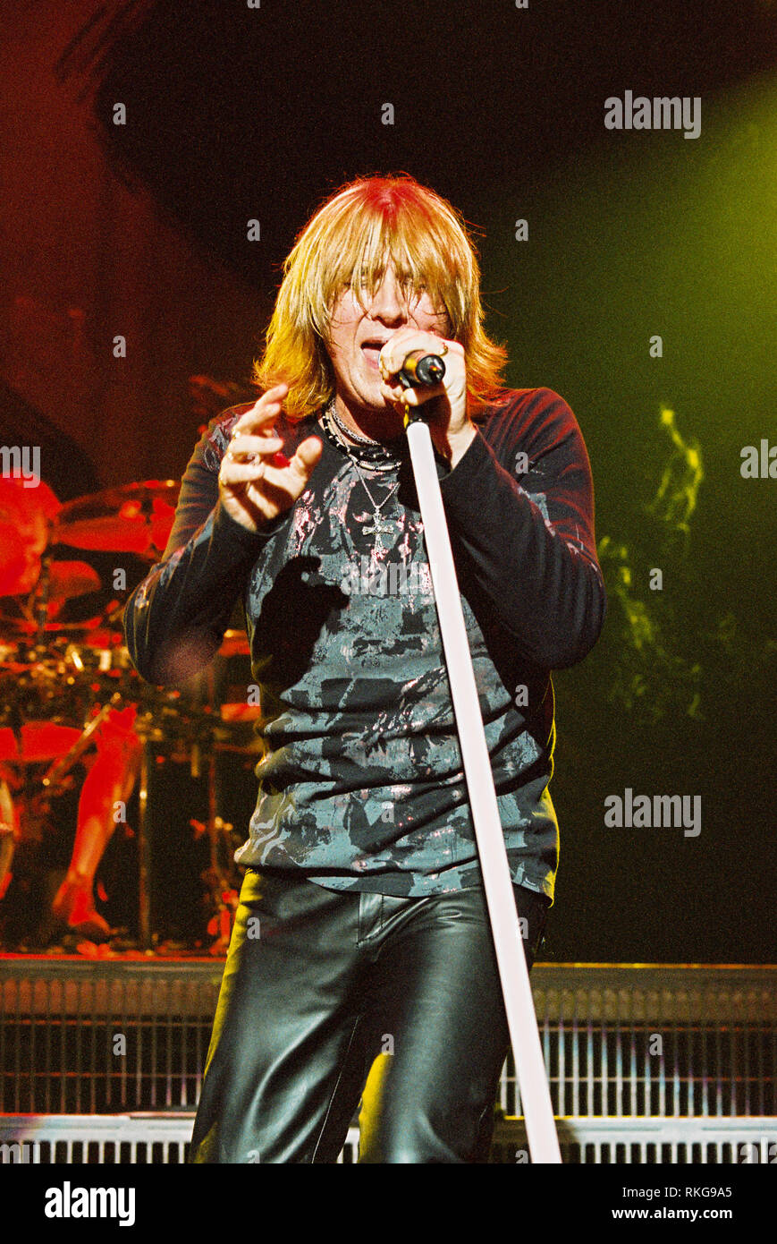 Joe Elliott Def Leppard High Resolution Stock Photography and Images ...