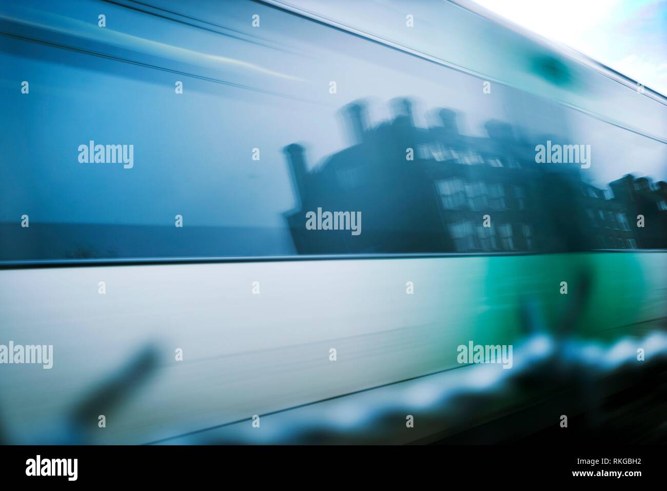 Building reflection train hi-res stock photography and images - Alamy