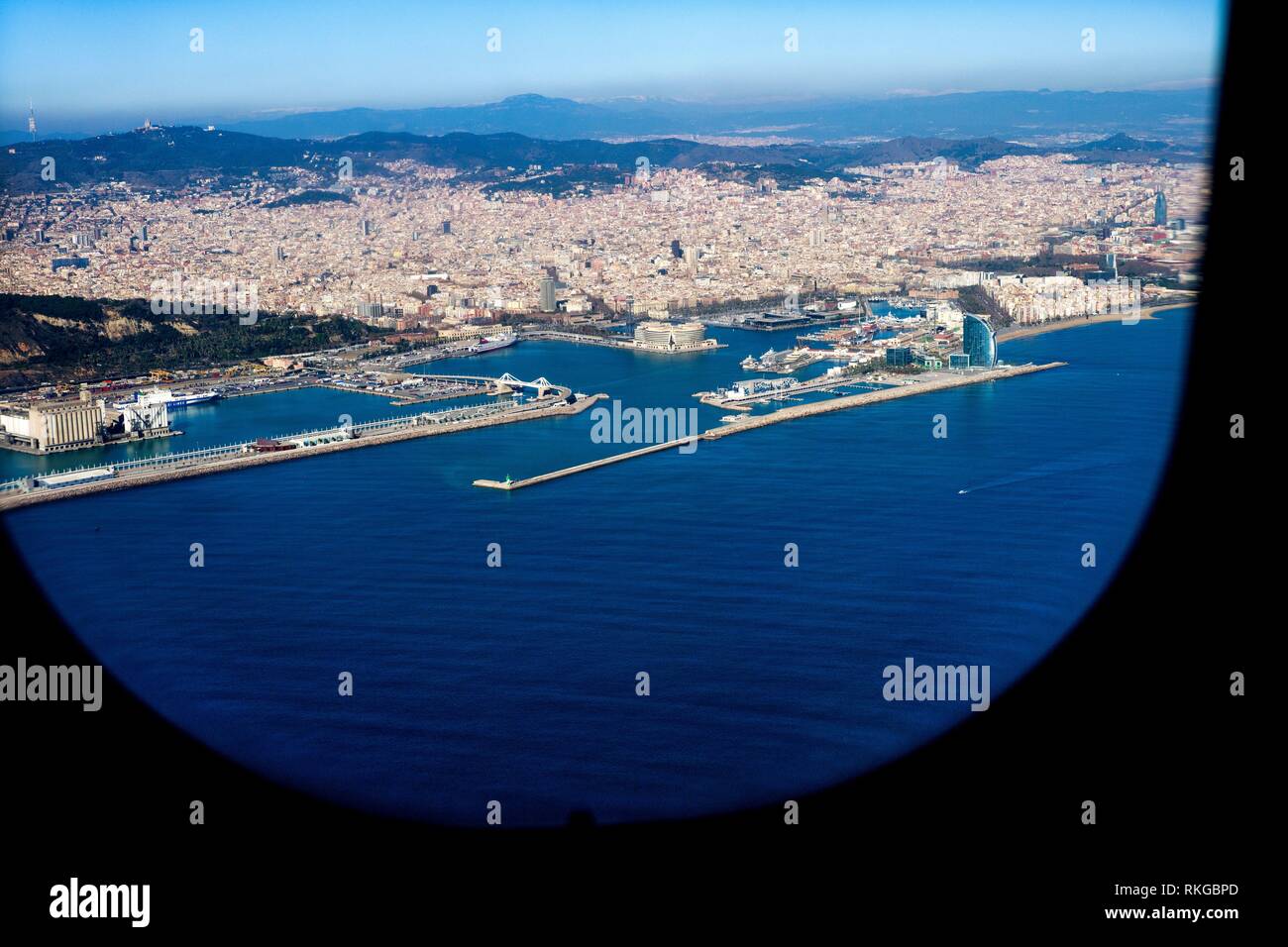 Airplane window barcelona hi-res stock photography and images - Alamy