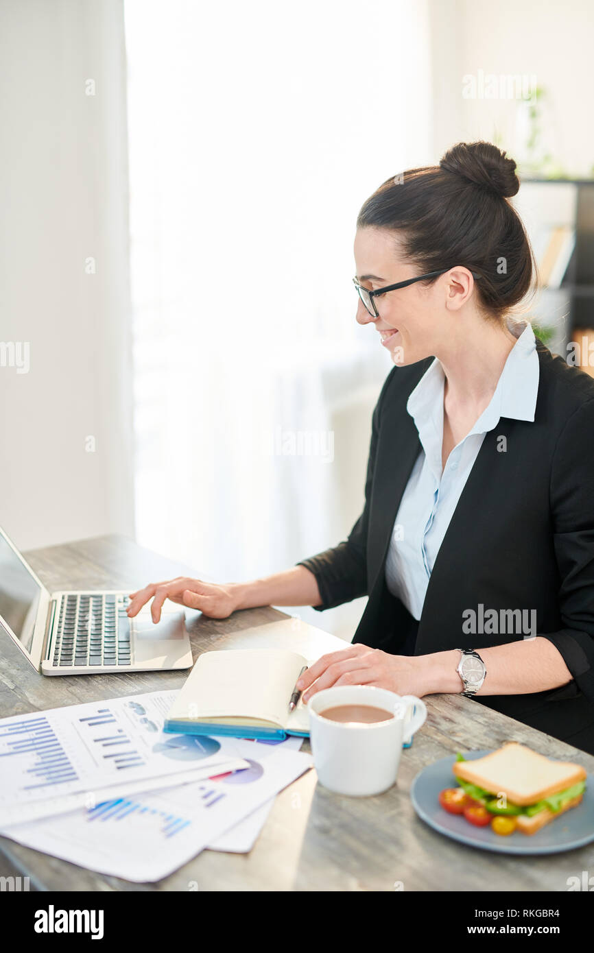 Successful young businesswoman work hi-res stock photography and images ...