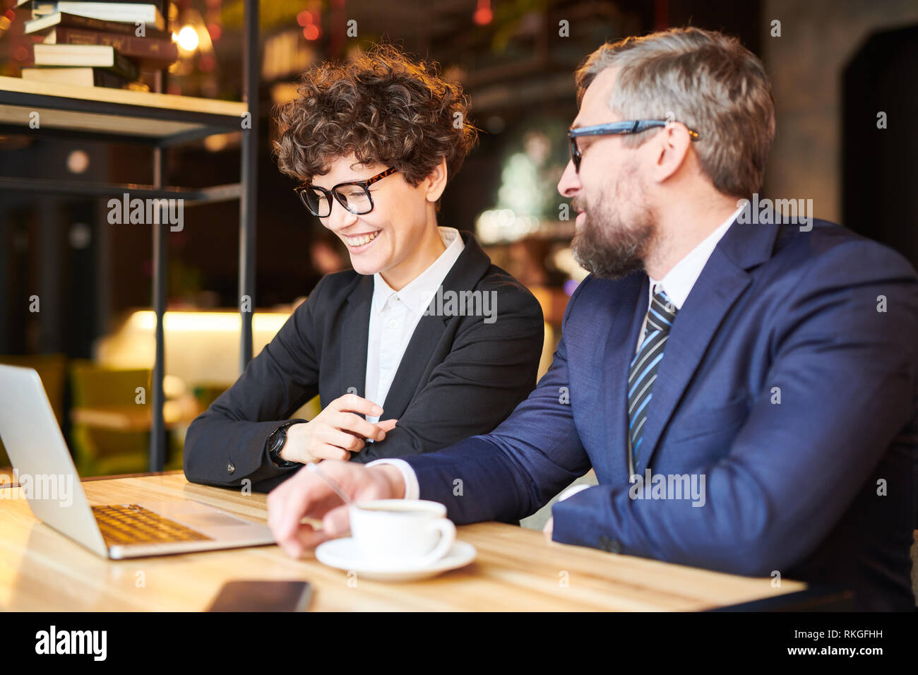 Interaction table hi-res stock photography and images - Alamy