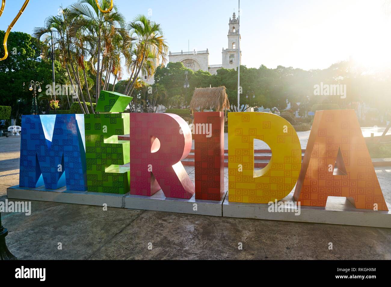 Hispanic word hi-res stock photography and images - Alamy