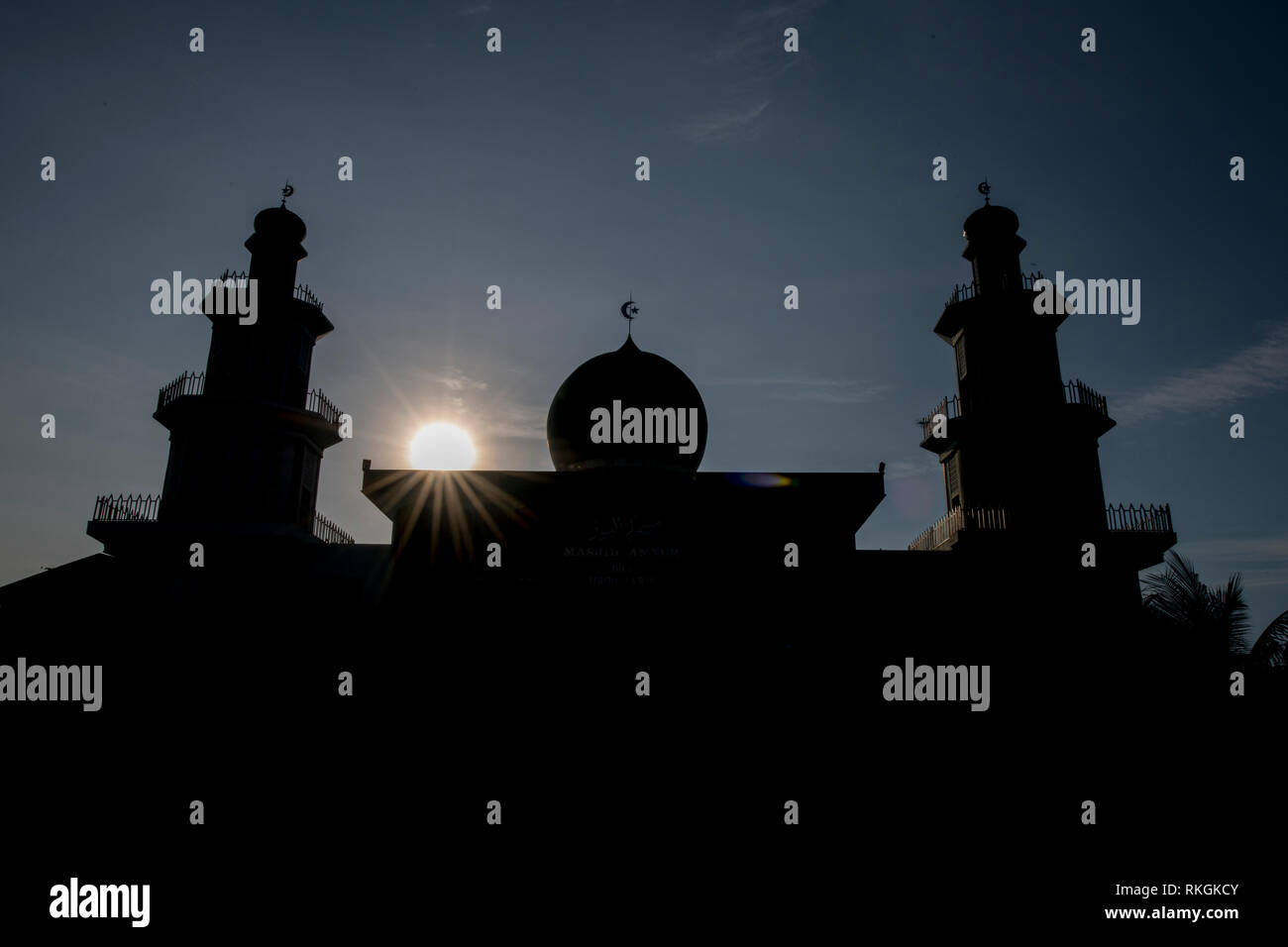 Mosque, Silhouette of Masjid An-Nur mosque, Dili, East Timor Stock ...